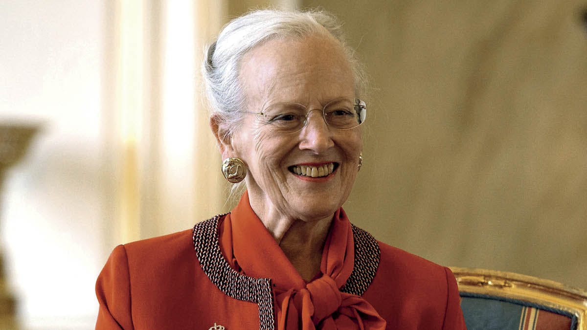 Hvad er en dronningerunde og kongelig undersøger? Få svaret her ...