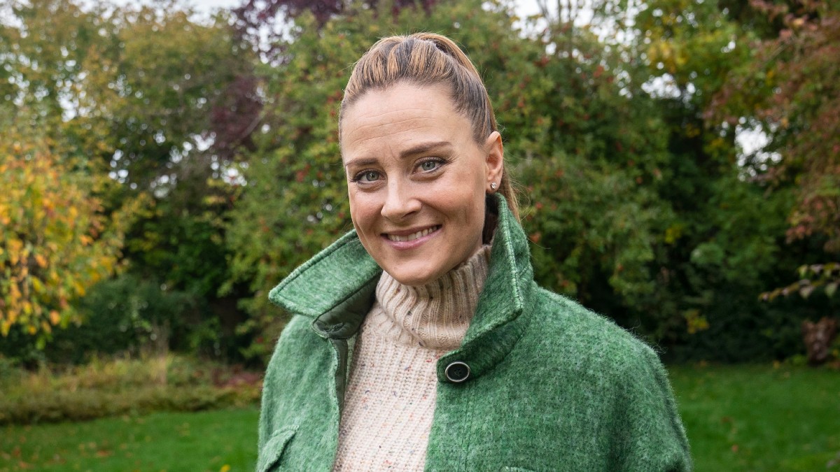 Skal snart flytte: Mette Bluhme Rieck faldt for sit nye hus af en ...