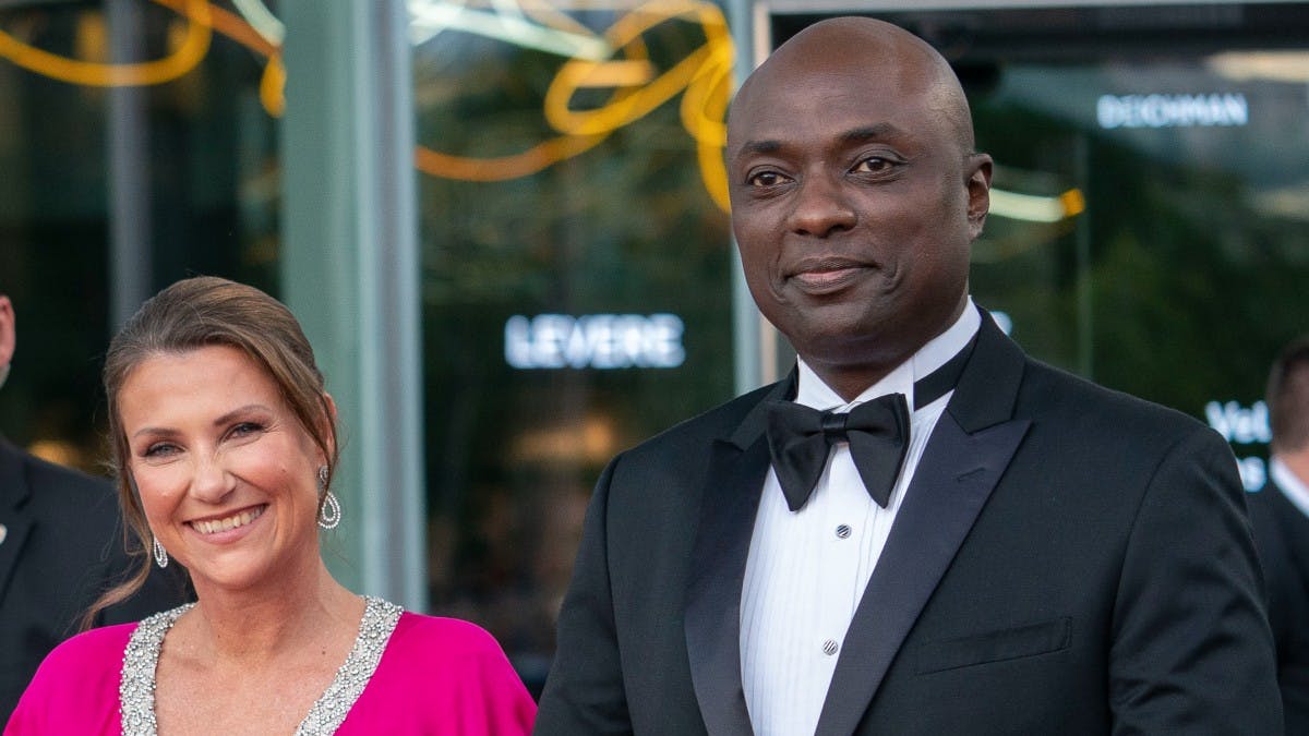 Prinsesse Märtha Louises forlovede sprudler af lykke på sin fødselsdag ...