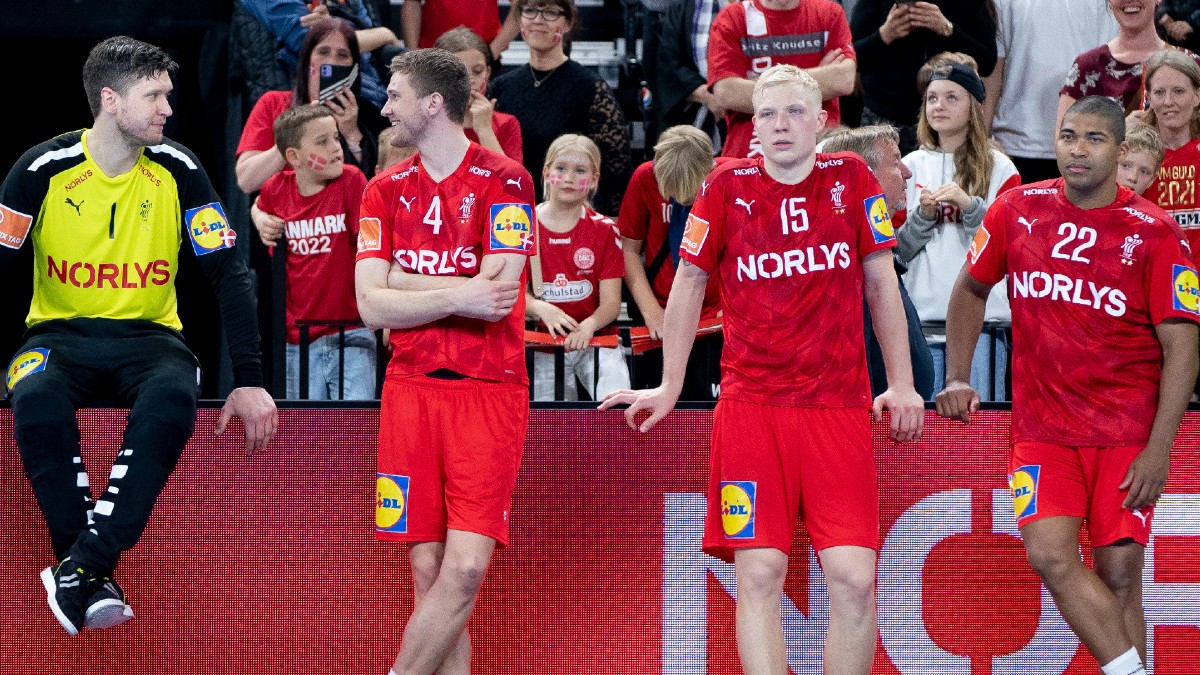 Tre dage før første VM-kamp: Det danske landshold er ramt af corona ...