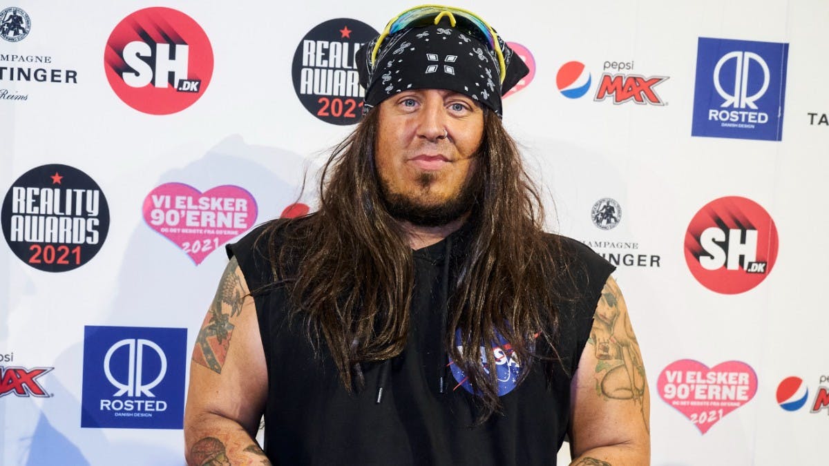 Hans nære overværede det: Rørende hyldest til afdøde Sidney Lee ...