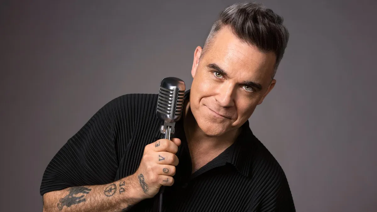 Du gætter det aldrig: Det har Robbie Williams kastet sig ud i | BILLED ...