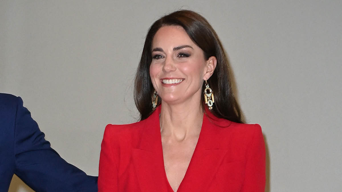 Wow! Stilsikre prinsesse Catherine giver den som sand Lady in Red ...