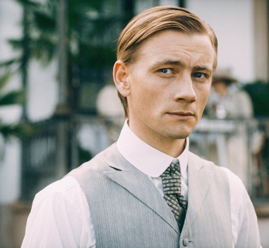 Esben Smeds vilde skuespillerkarriere: Fra kriminel til førsteelsker ...