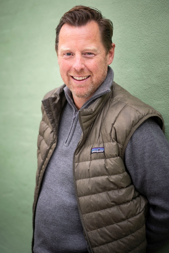 Badehotellets Adam spillede rollen for 10 år siden: Sådan ser han ud i ...