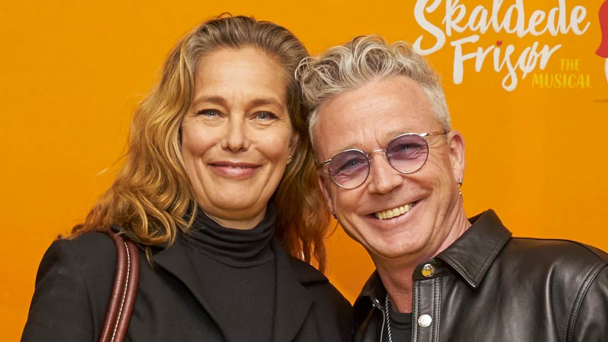 Dejligt billede: Thomas Helmig og Renée Toft Simonsen i byen med børnebørnene | BILLED-BLADET