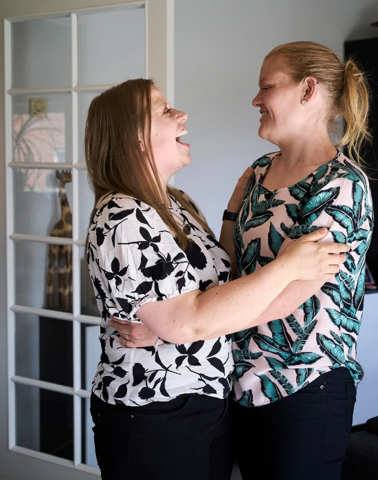 Husker du Tina og Isabel fra tv-serien Fede Forhold – nu afslører de ...
