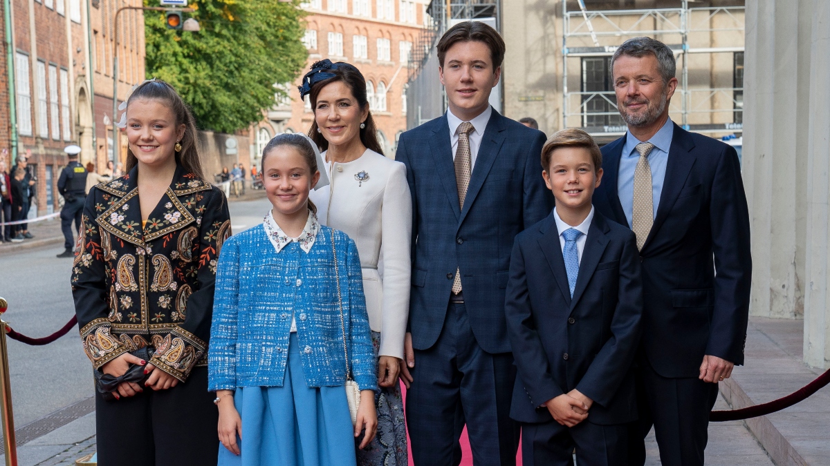 Skøn nyhed: Kronprins Frederik og kronprinsesse Mary deltager i prins Joachims familiefest med ...