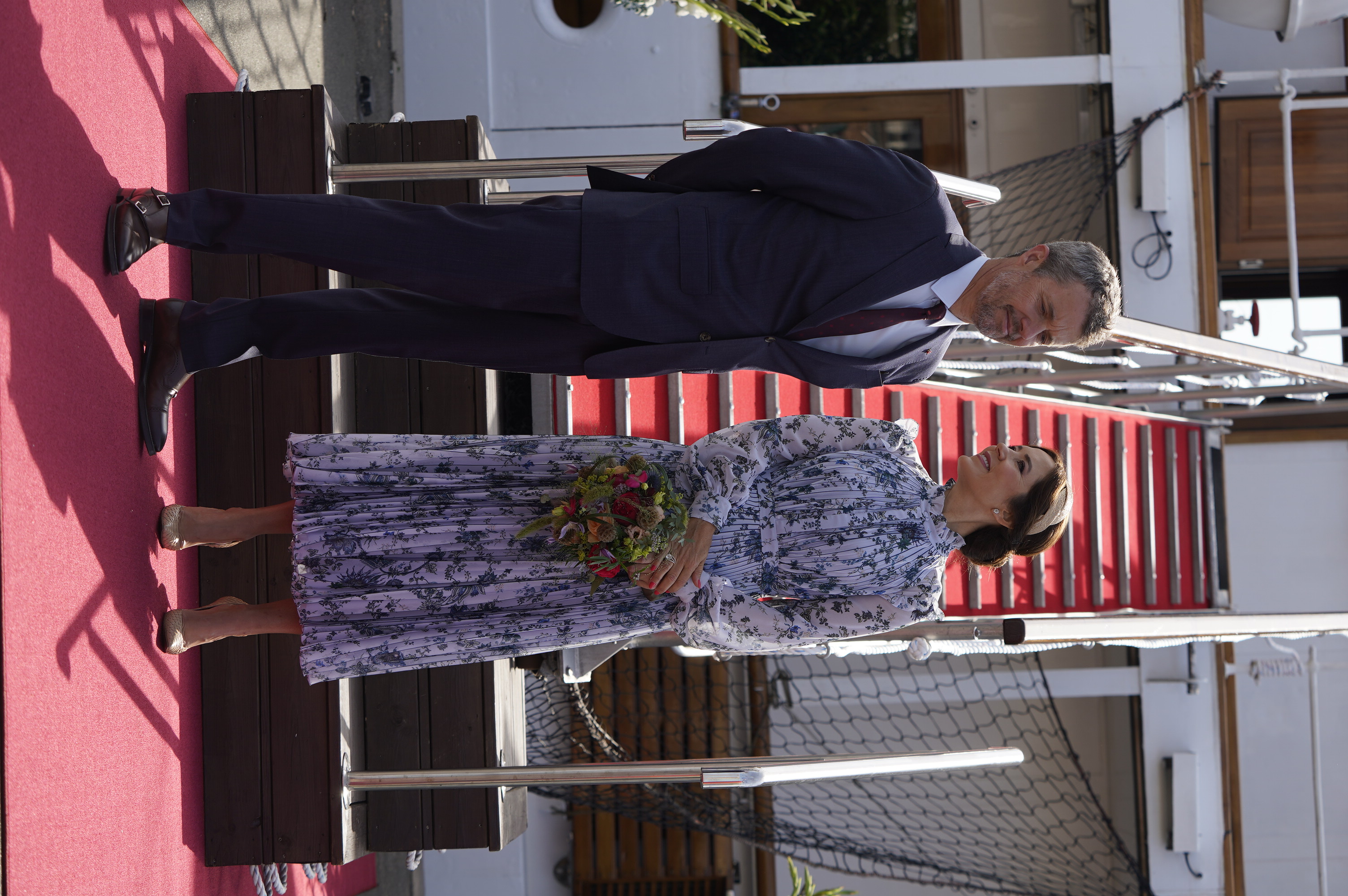 Sus i skørtet: Kronprinsesse Mary i ny, florlet kjole i Aarhus | BILLED-BLADET