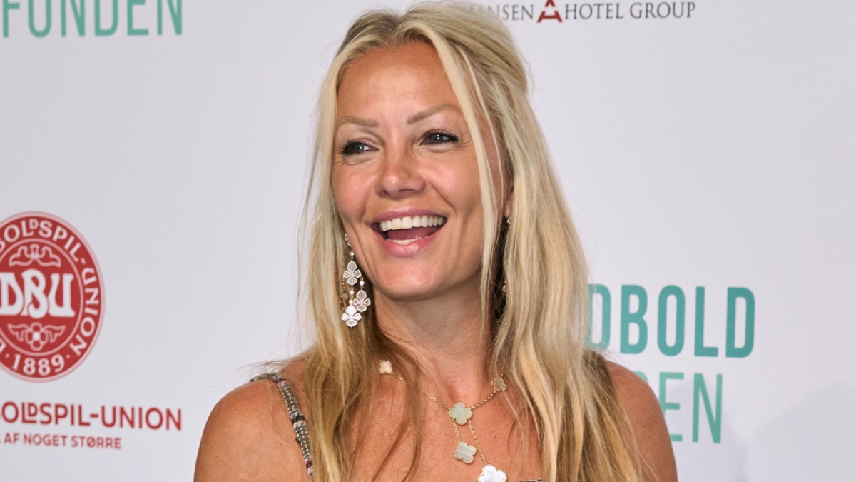 Caroline Fleming har fundet kærligheden med plastikkirurg: Viser ...