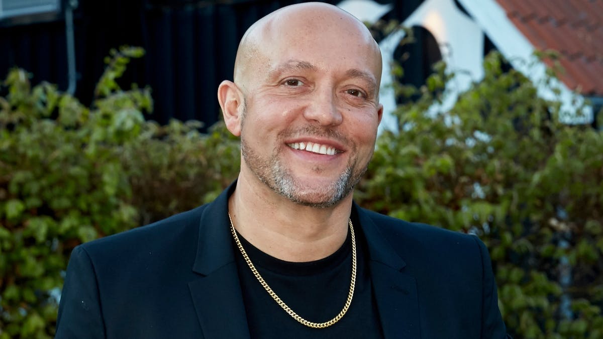 Se de dejlige billeder: AQUA-stjernen René Dif viser kærligheden frem ...