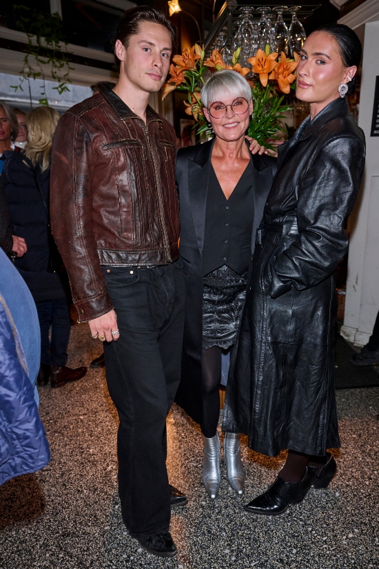 Herlig familiefest midt i København: Line Baun Danielsen hylder sine to ...