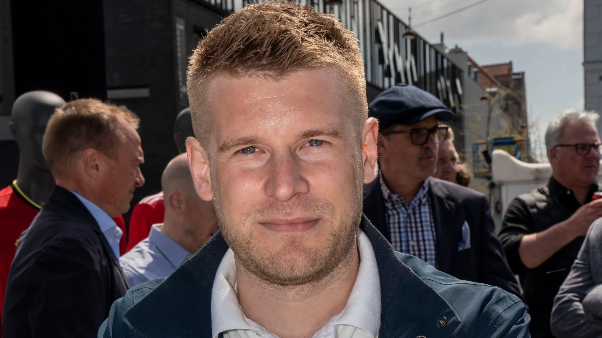 Laudrup lukker og slukker med manér: Nu er det snart helt slut | BILLED ...