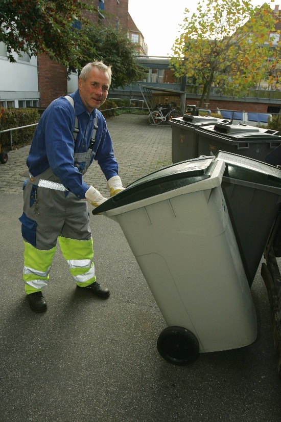 Farvel til ”Folkets Helt”: Legendariske Tom Bogs er død | BILLED-BLADET