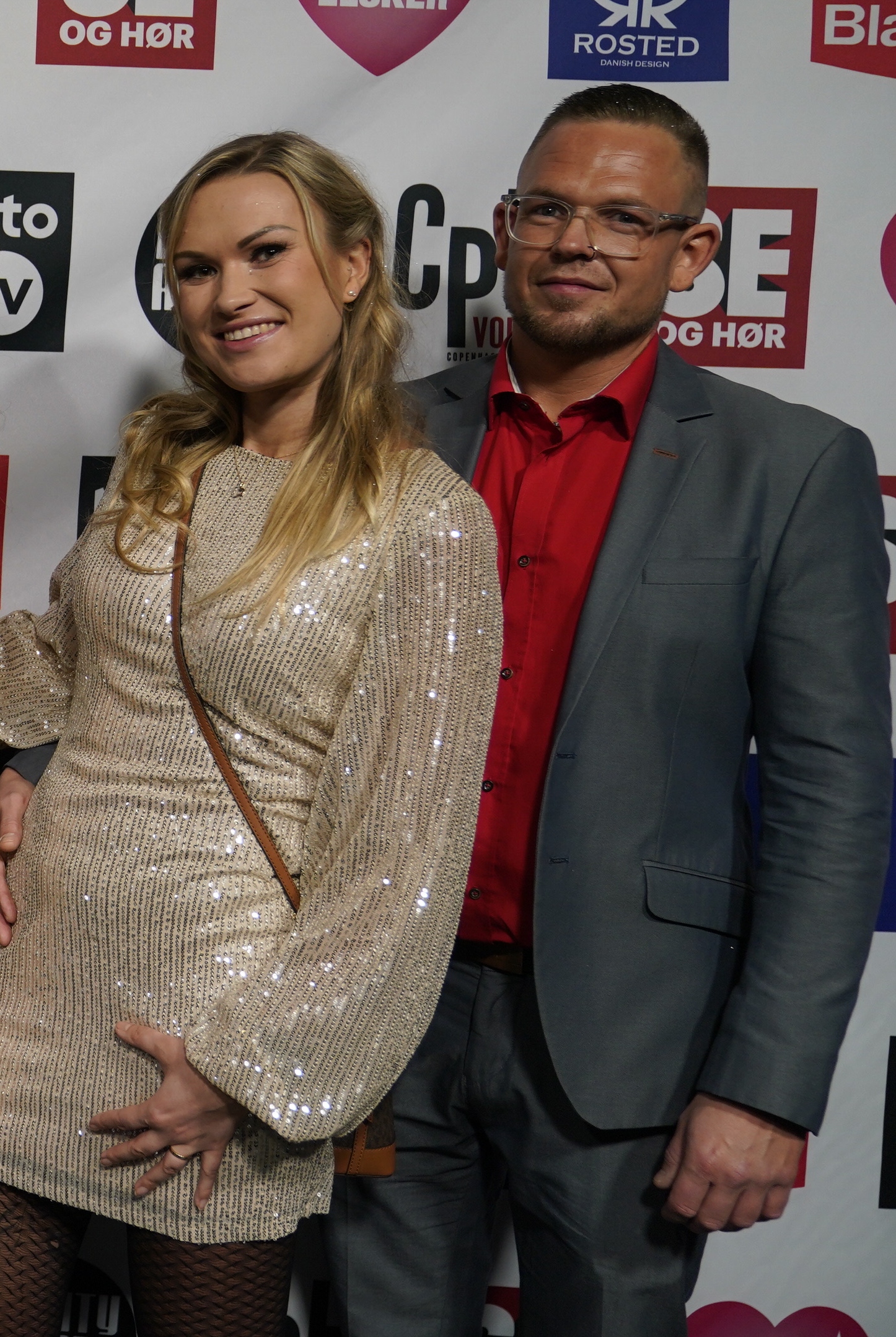 Gift ved første blik-Line på den røde løber: Viser kæresten frem for ...