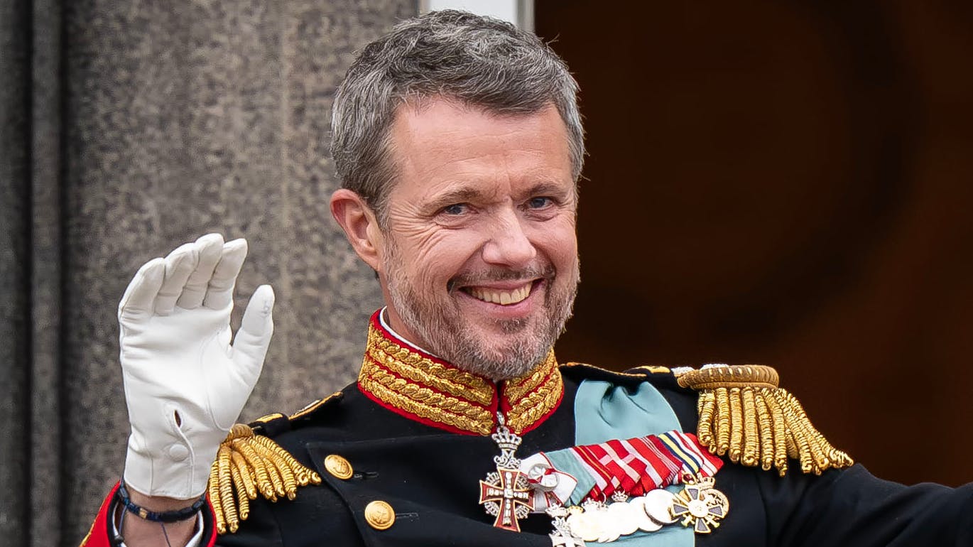 Har du lagt mærke til det? Sjov detalje i kong Frederiks nye bog | BILLED-BLADET