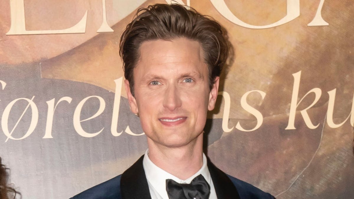 Mikkel Boe Følsgaard fylder 40: Fødselsdagsfejringen kan gå to vidt ...