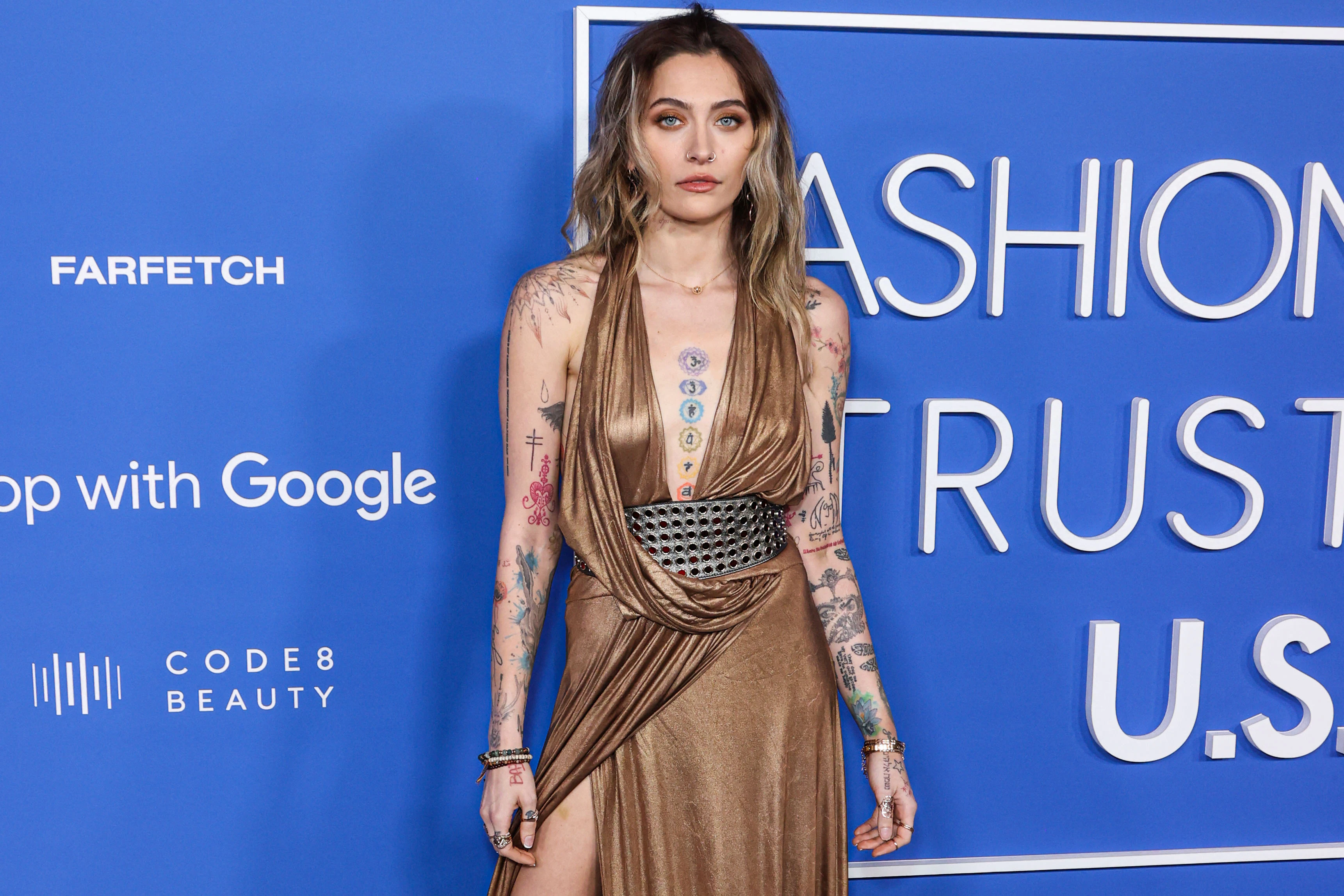 Paris Jackson chokerer alle på den røde løber: Er slet ikke til at ...