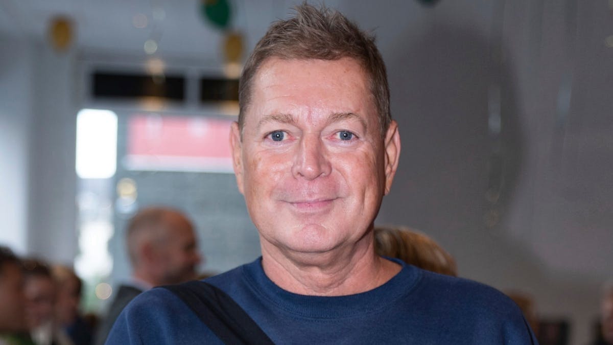 Har været sammen med sin mand i 27 år: Peter Frödin peger på én vigtig ...