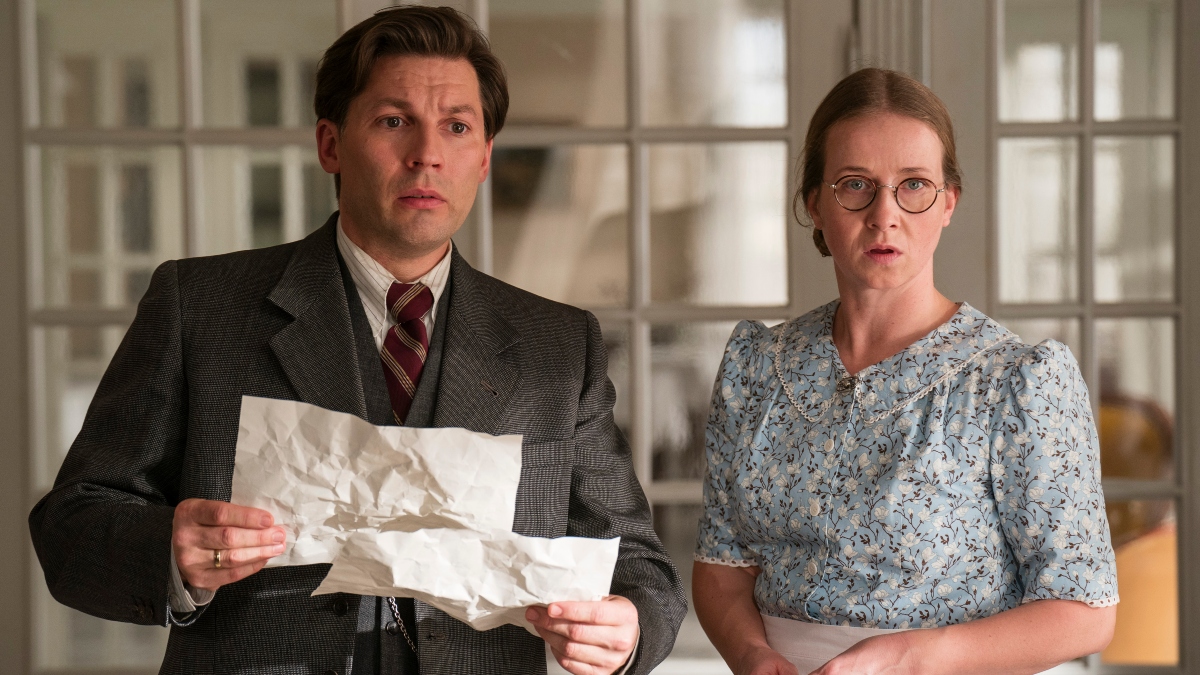 Grev Ditmars søn er ikke den eneste: Disse Badehotellet-karakterer er også døde | BILLED-BLADET