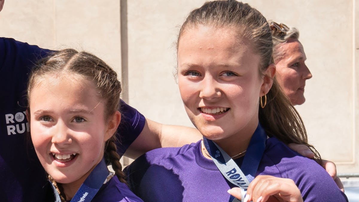 22 smukke billeder: Se billederne af årets kendte og kongelige brudepar ...