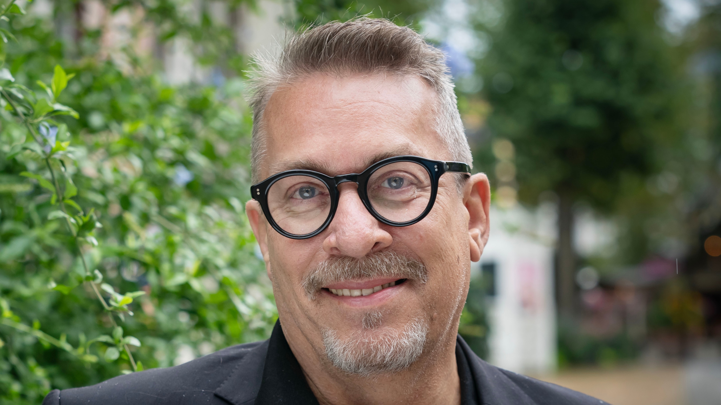 Tivolirevyen har haft premiere: Det siger anmelderne | BILLED-BLADET