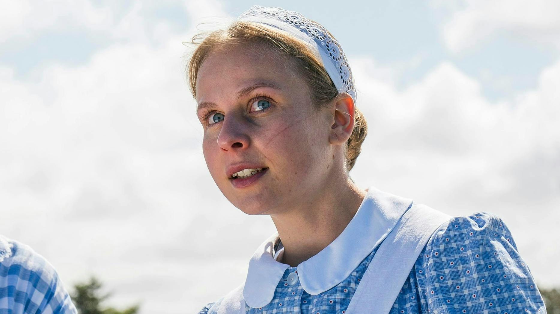 Hun spiller stuepigen Lily i Badehotellet: Derfor var hun så nervøs ...