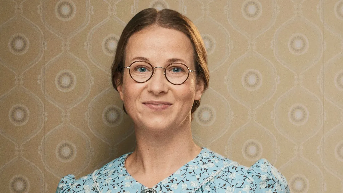 Da det hele sluttede, var Badehotellets Edith i centrum: Jeg stod og ...