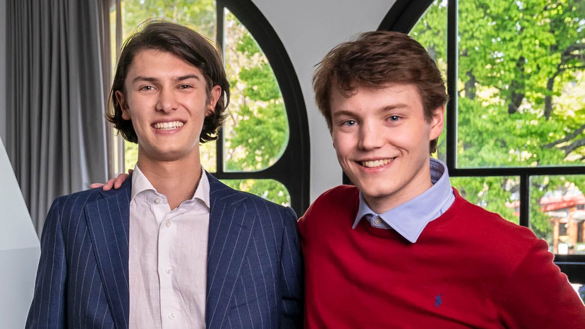 Grev Nikolai og grev Felix uddeler over en halv million kroner efter ...