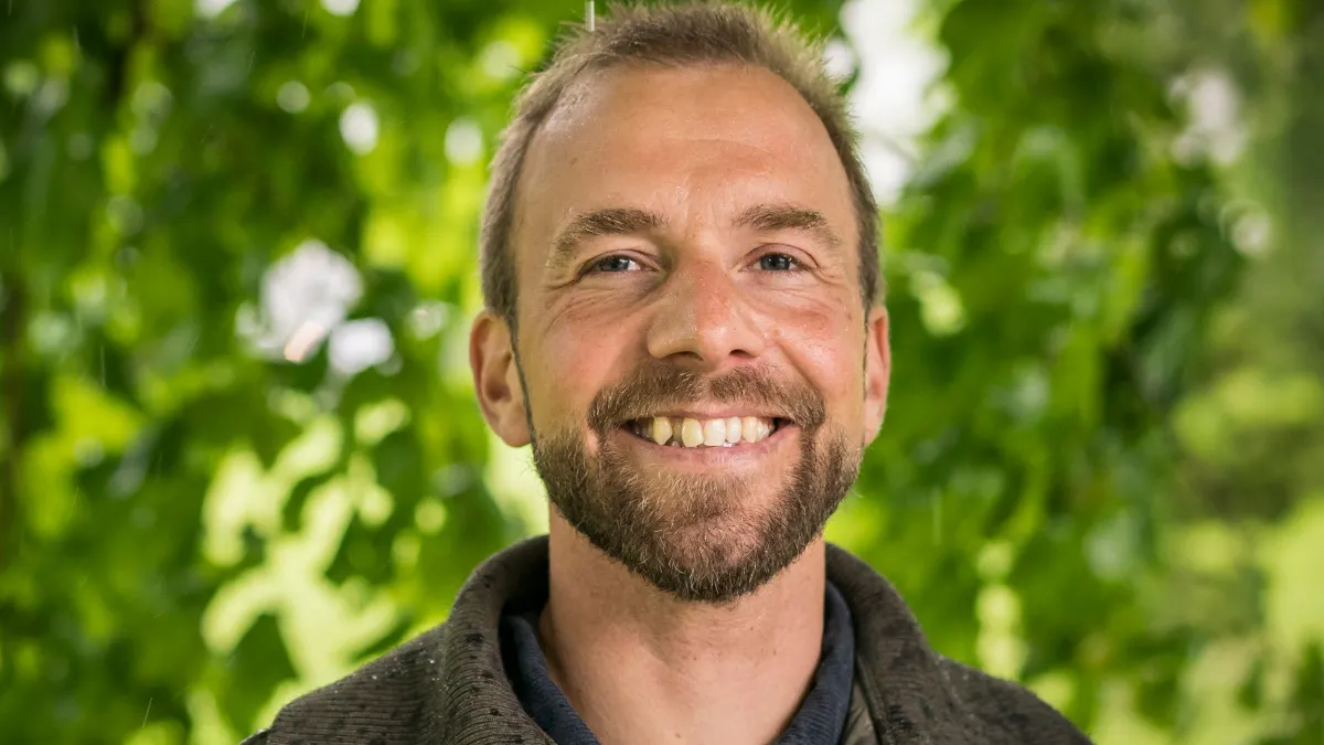 Søren Vester blev hyldet som den første nogensinde: Jeg takker af hele ...