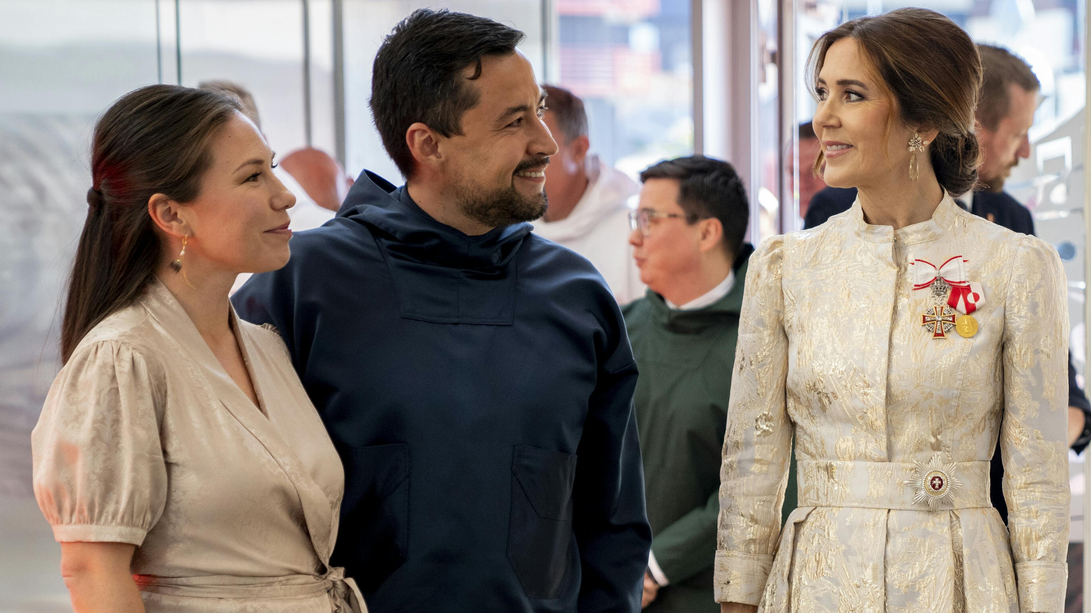 Sara Biilmann Egede matchede med dronningen: Det var ikke koordineret ...