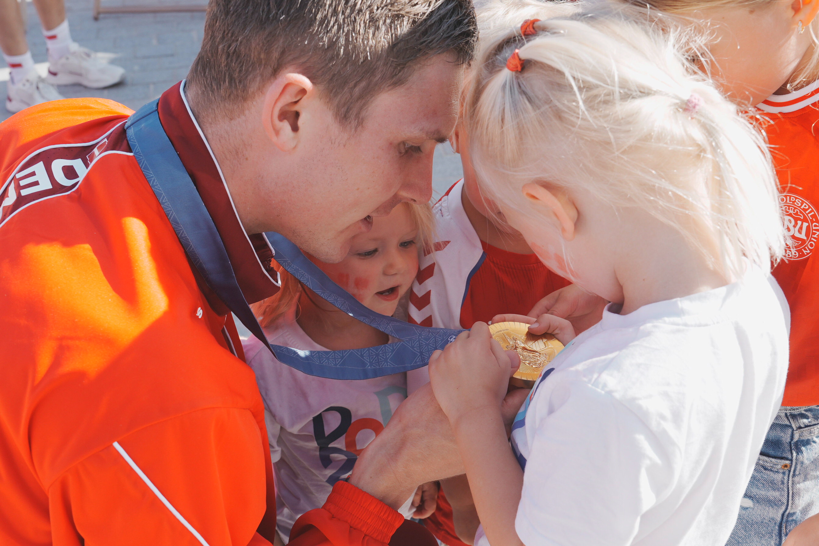 Victor Axelsens hustru efter svære prøvelser: Jeg er dybt rørt - nu ...