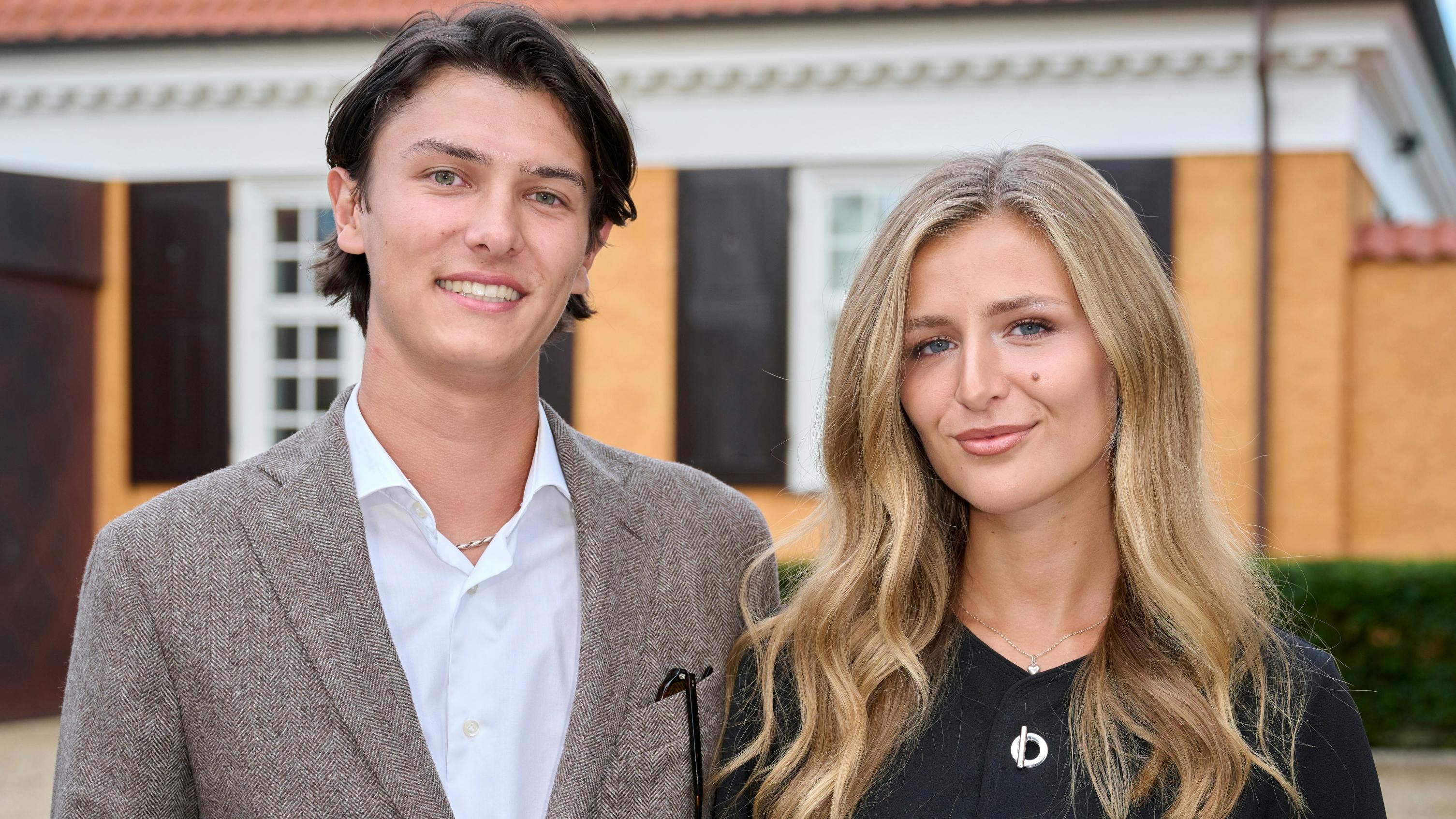 Kærestens fravær på kongehusets nye billede af grev Nikolai vækker ...