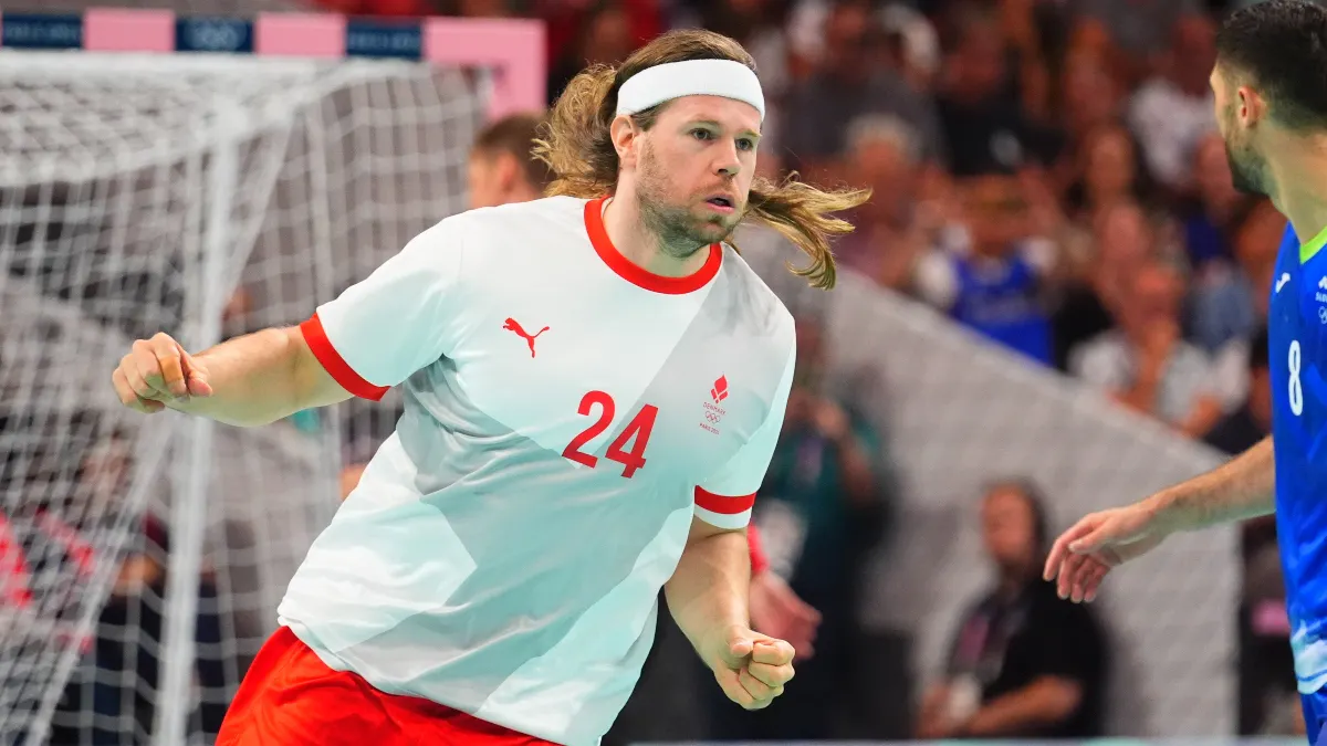 Han er så cool! Mikkel Hansen får sine fans til at juble med helt ...
