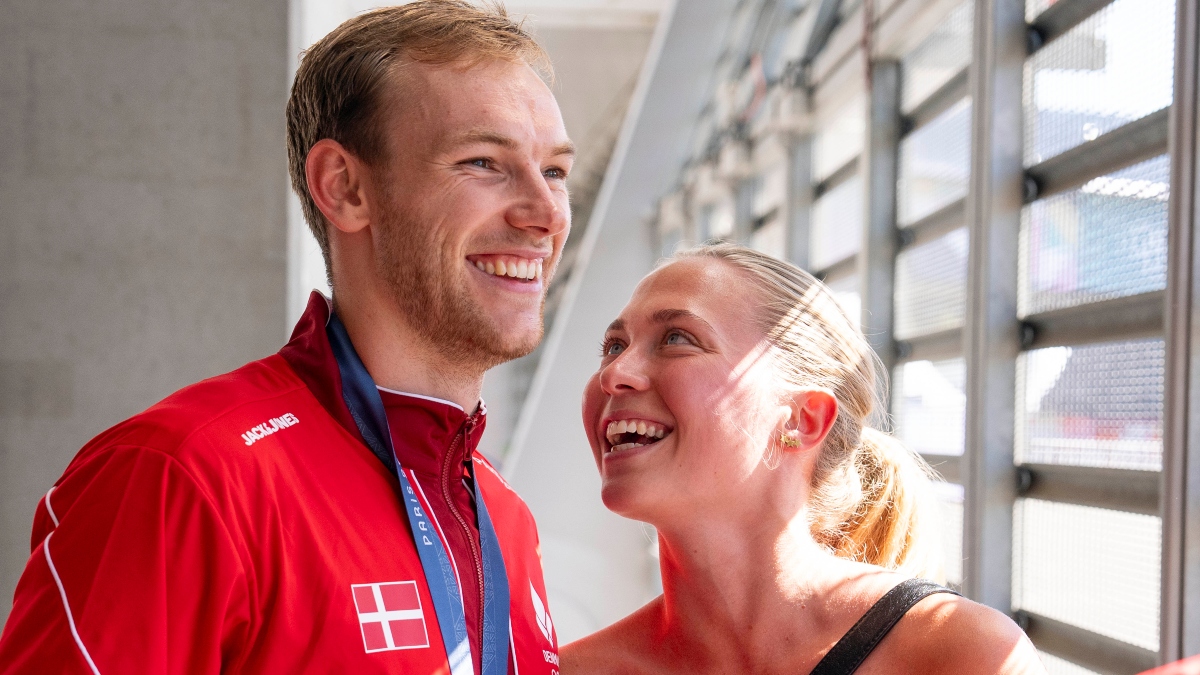 Mathias Gidsel er landet i Danmark: Det skal han og kæresten Katrine nu | BILLED-BLADET