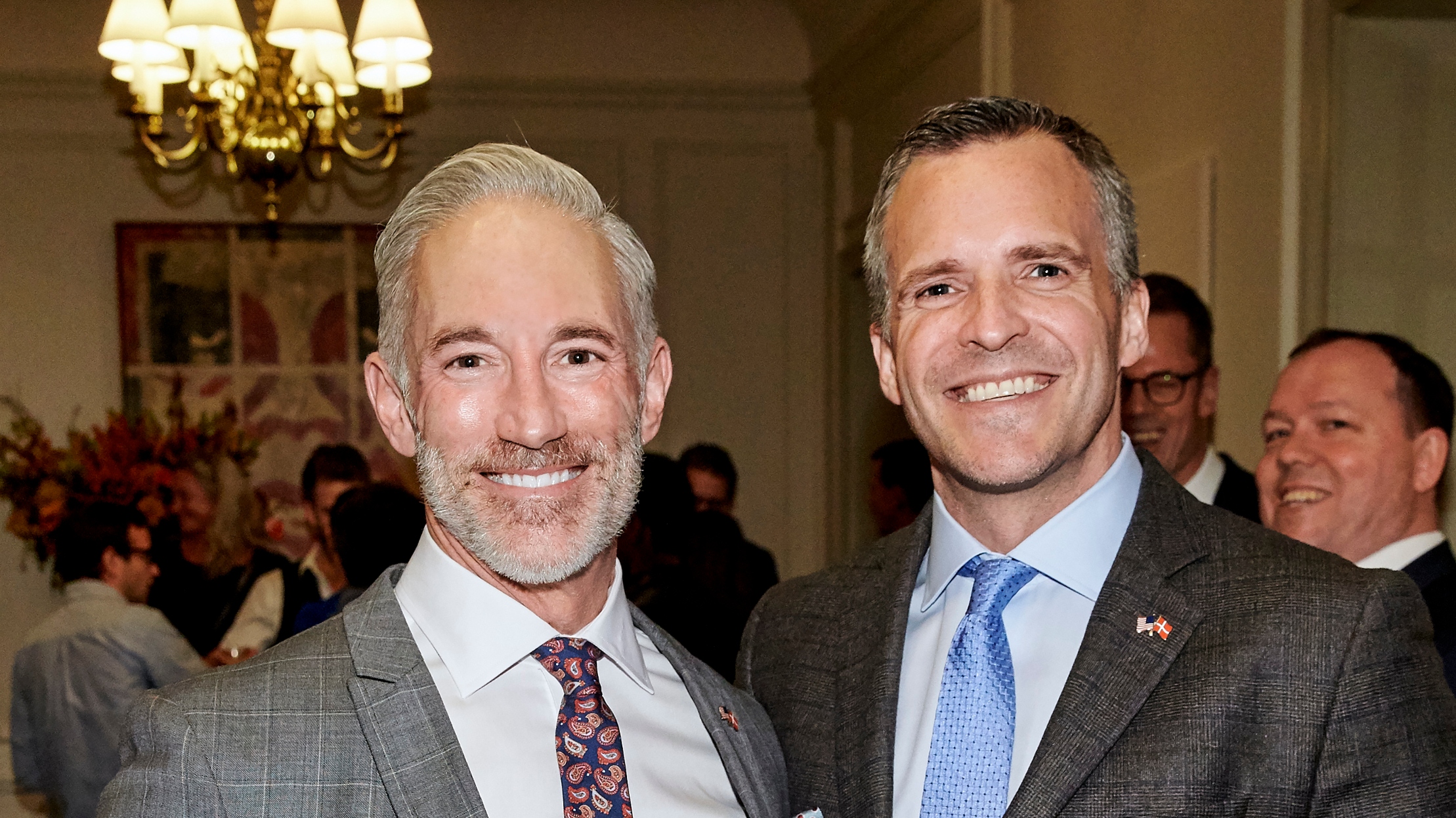 Rufus Gifford og hans mand i stor sorg over tabet af deres bedste ven ...