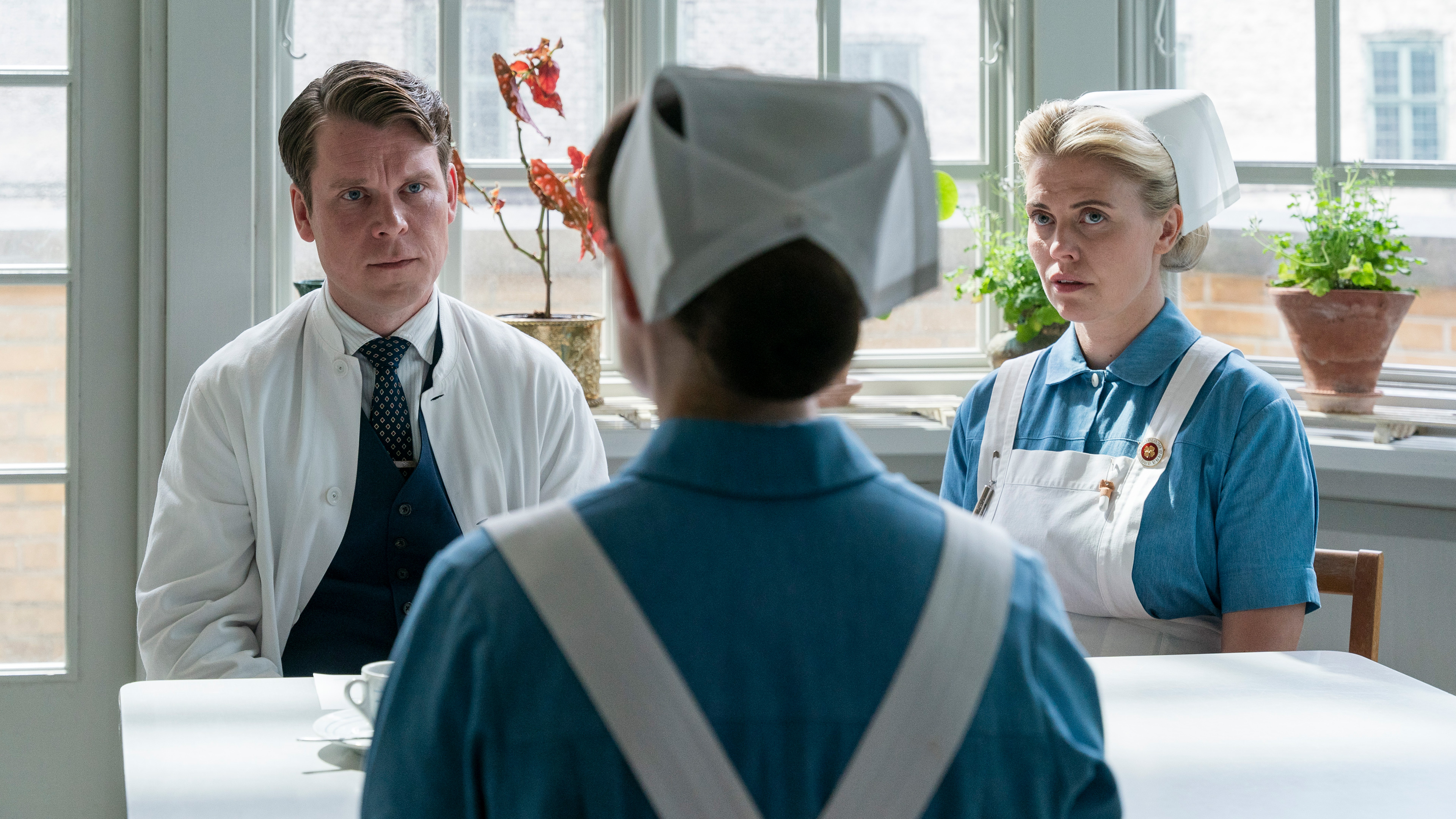 Hvad nu med Lis? Dr. Friis’ verden falder fra hinanden, da han får en ...