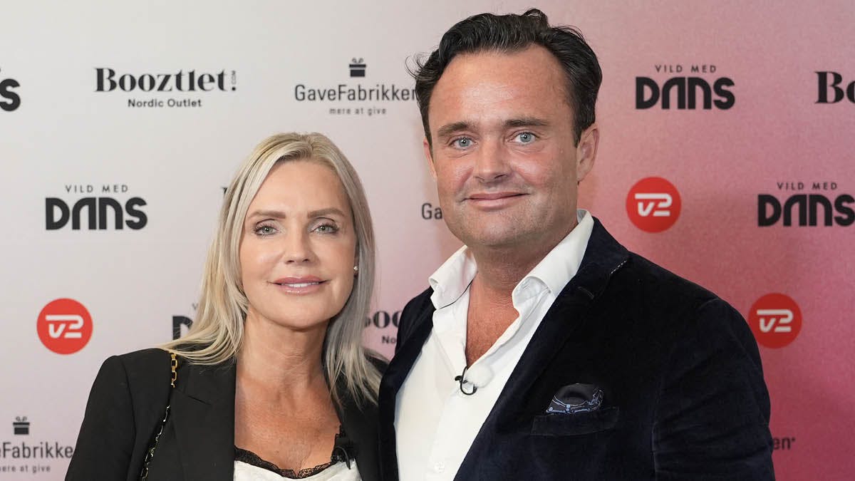 Skete på den røde løber: Janni Ree viser sin nye kæreste frem | BILLED ...