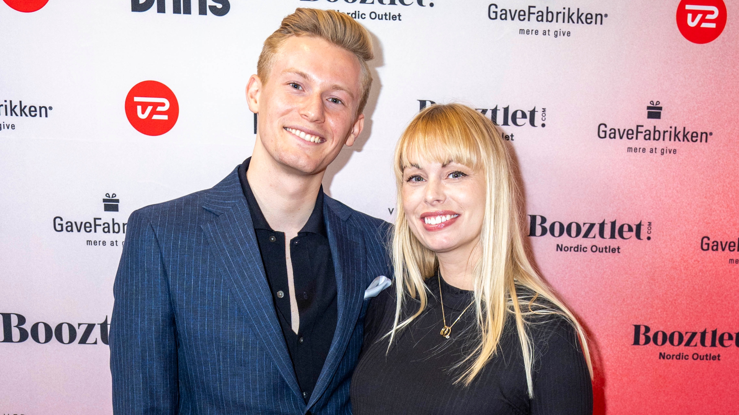 Jakob Olrik og Astrid Lund Johansen fra De unge kærester: Venter deres ...