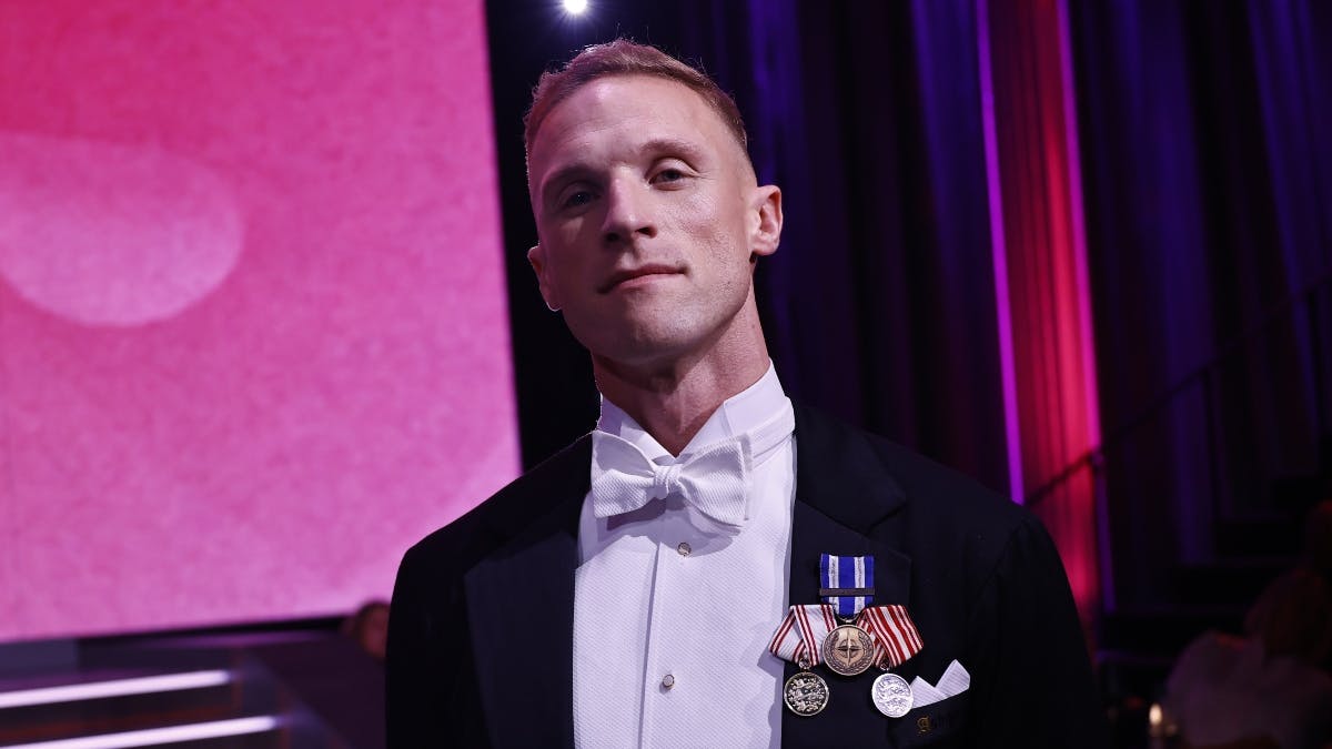 Undrede du dig også? Nu forklarer Philip May om sine medaljer | BILLED ...