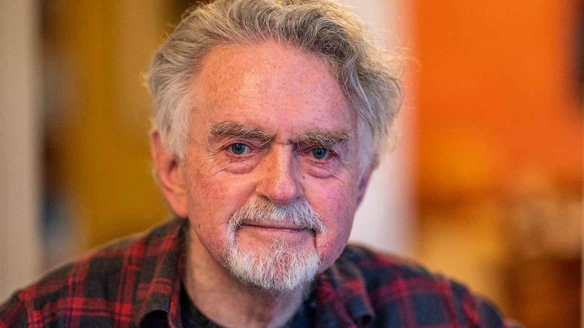 Efter dødsfaldet afslører Peter Aalbæk: Har lige lavet film med Erik ...