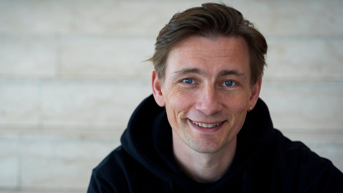 Esben Smed blev helt forfjamsket ved første møde: Konen havde helt ...