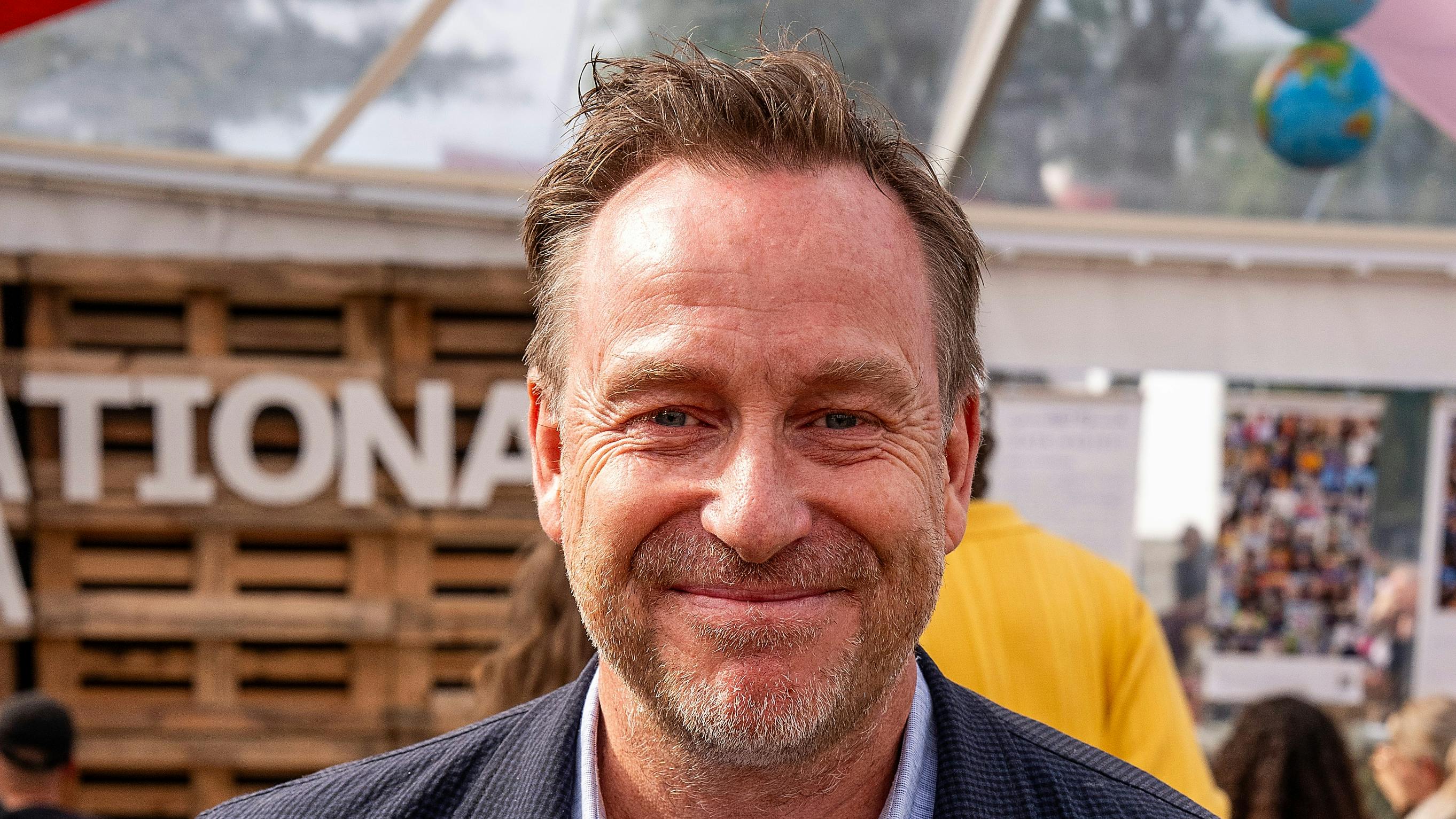 Adam Price skifter kendt tv-partner ud: Velkendt ansigt erstatter hende ...