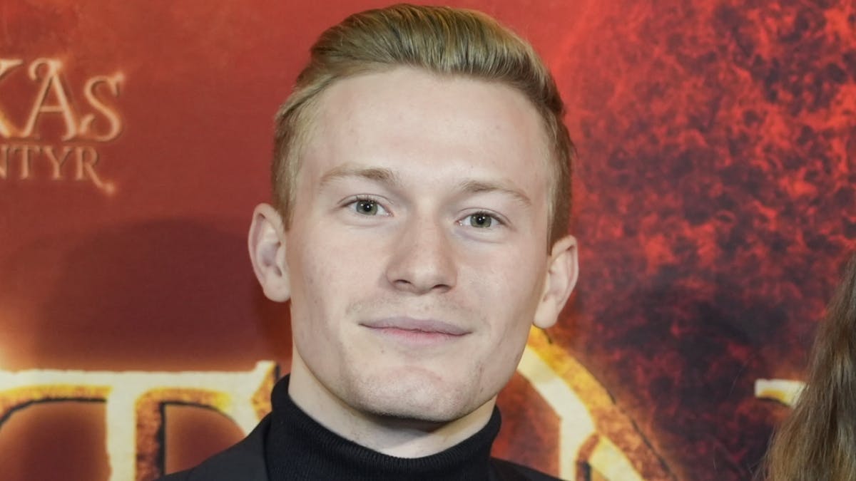 Albert August Harson til premiere uden hustruen: Sådan har højgravide ...