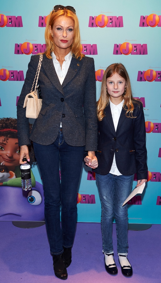 Se billedet af Rigmor Zobels datter til prisfest i København: Så stor ...