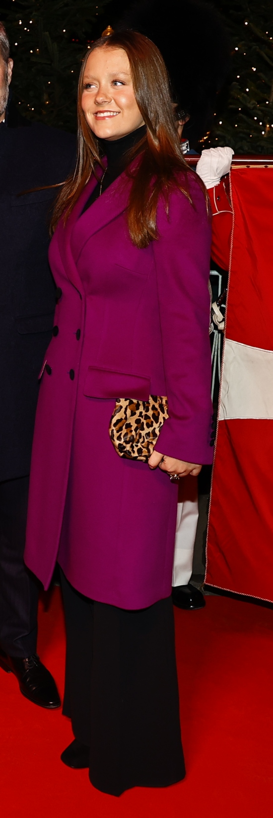 Prinsesse Isabella tog modigt valg med overraskende tilbehør | BILLED ...