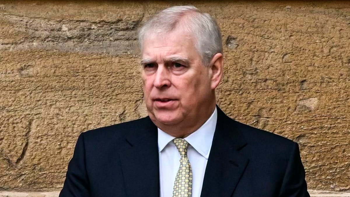 Efter endnu en fadæse: Prins Andrew dropper kongelig tradition | BILLED ...