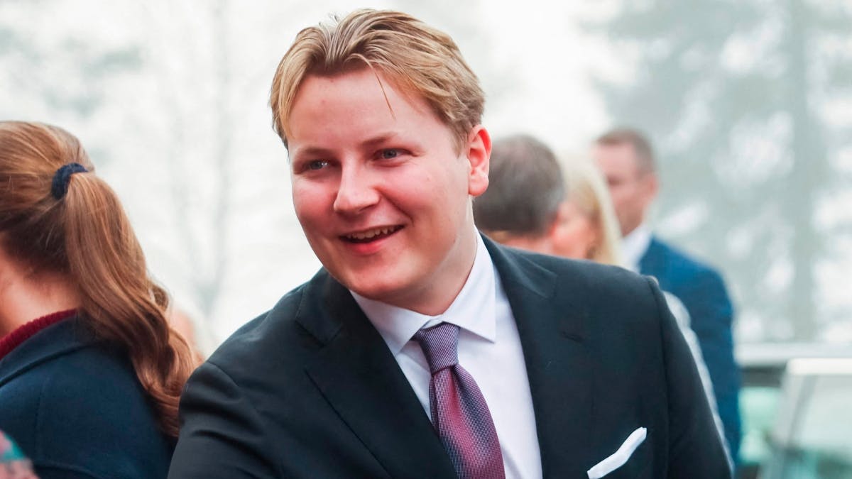 Se billedet: Viser prins Sverre Magnus her sin støtte til prinsesse ...