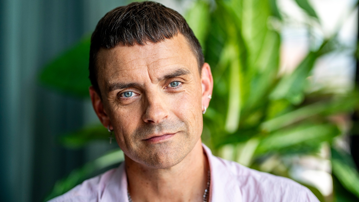 Simon Kvamm fylder 50 år i dag: Sådan skal den runde fødselsdag fejres ...