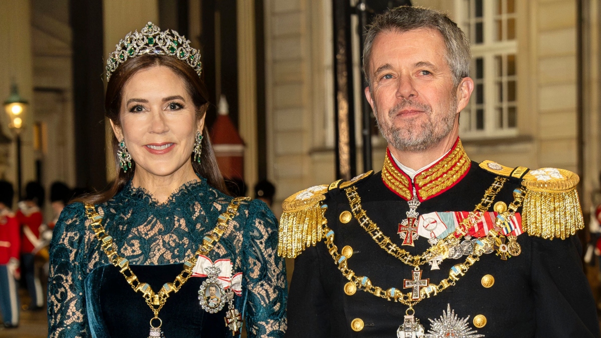 Kong Frederik og dronning Mary skal på statsbesøg: Flere særligt udvalgte danskere skal med til ...